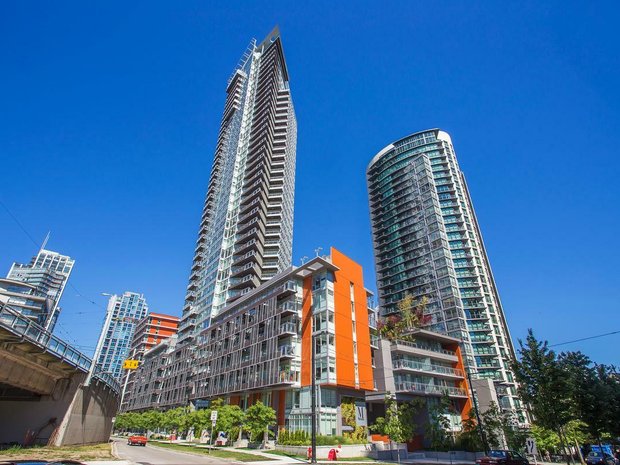 Luxury condos for sale in Vancouver, British Columbia, Canada ...