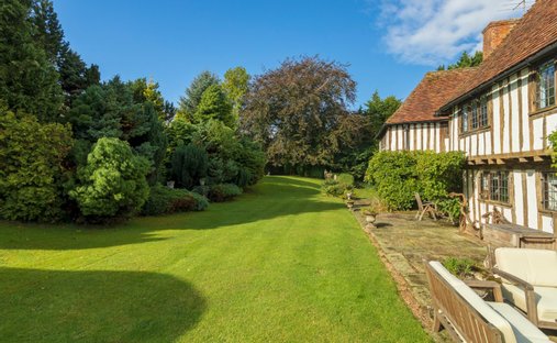Luxury homes for sale in England, United Kingdom | JamesEdition