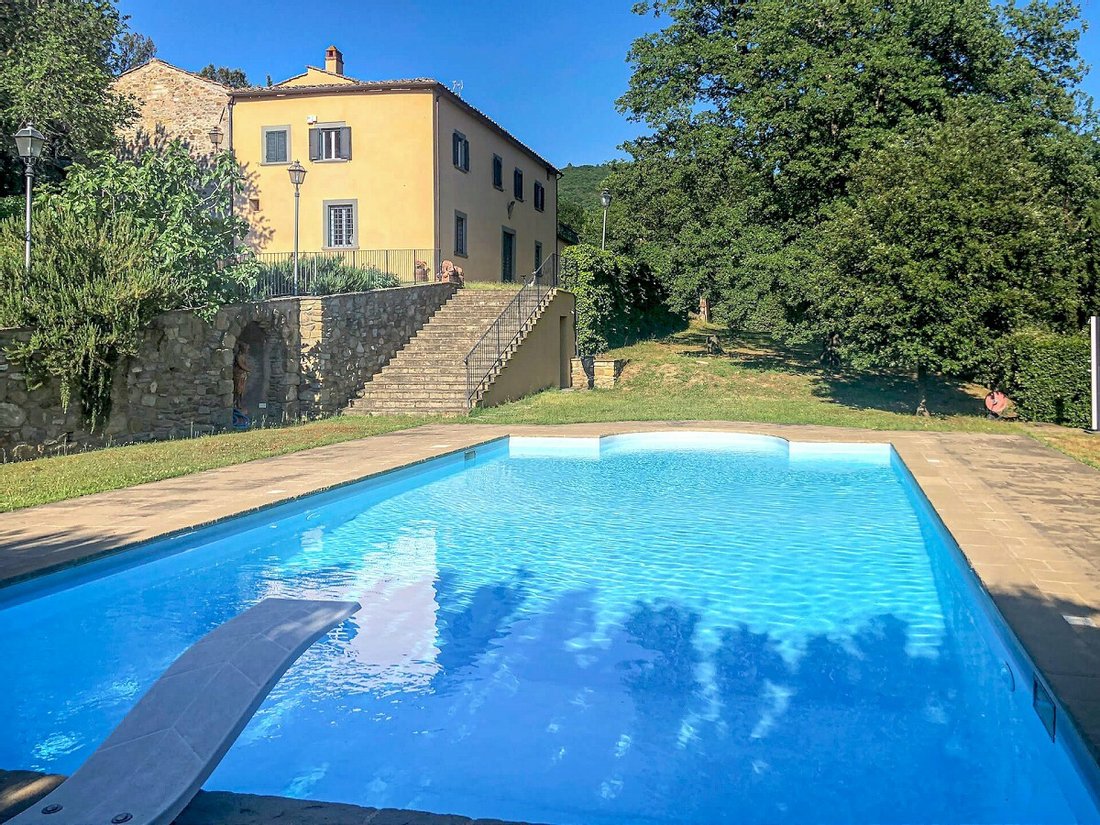 Arezzo Villa In Arezzo, Tuscany, Italy For Sale (11382747)
