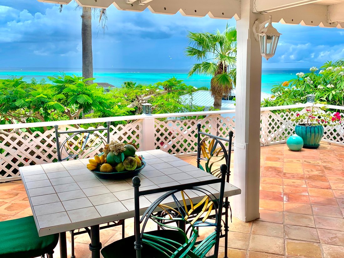 Crown In Cooper Jack Bay Settlement, Caicos Islands, Turks And Caicos ...
