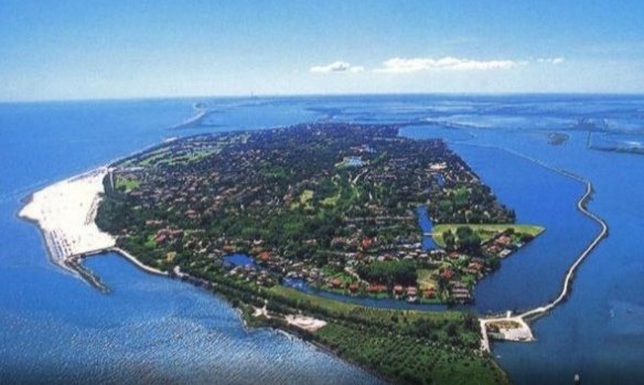 Luxury Villa In Albarella Island, Italy In Isola Albarella, Veneto ...