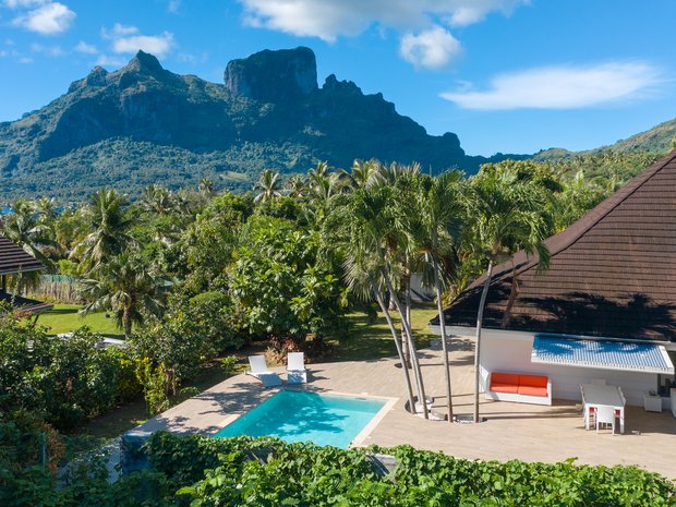 Luxury homes for sale in Bora Bora, French Polynesia | JamesEdition