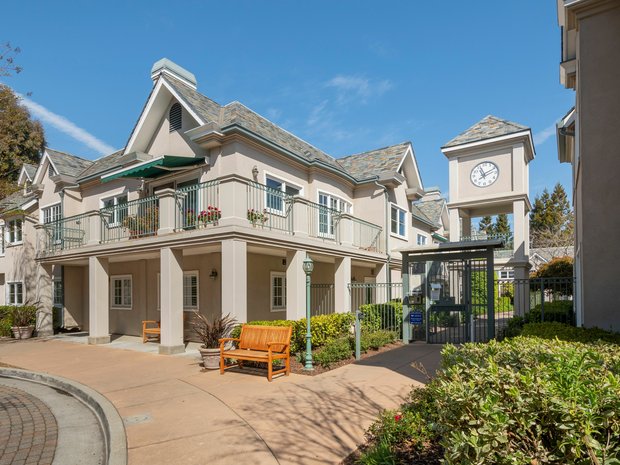 Luxury gated community condos for sale in Los Altos Hills, California ...