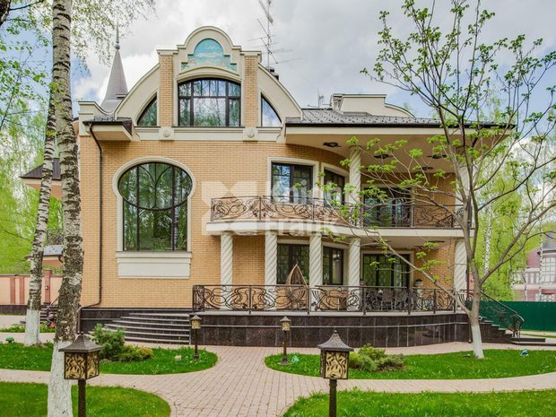 Luxury homes for sale in Moscow, Moscow, Russia | Page 6 | JamesEdition