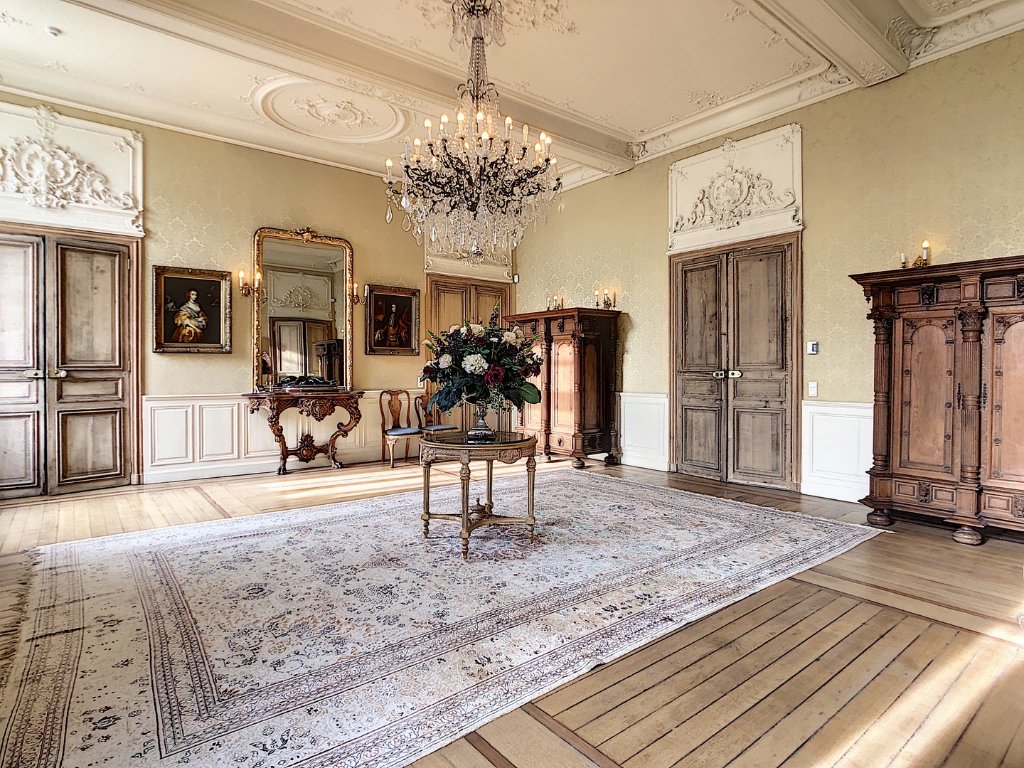 Global Chateau Manor House Dourlers In Dourlers, Hauts De France ...