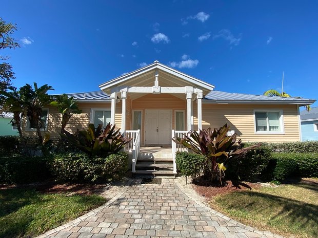 Luxury homes for sale in Bailey Town, Bimini, The Bahamas | JamesEdition