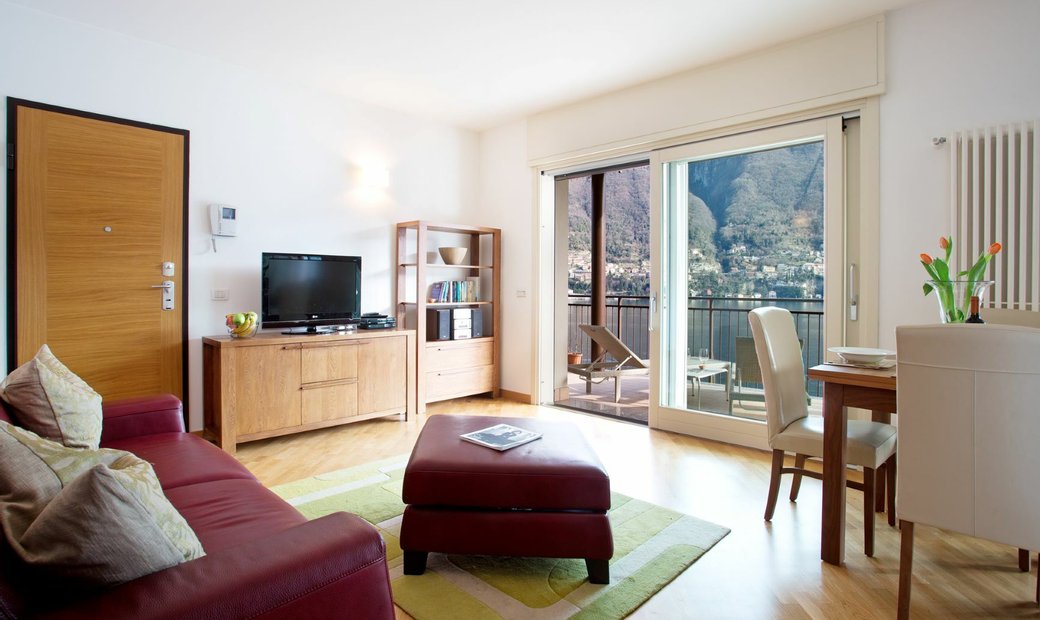 Lake Como Apartment In Como, Lombardy, Italy For Sale (11539186)