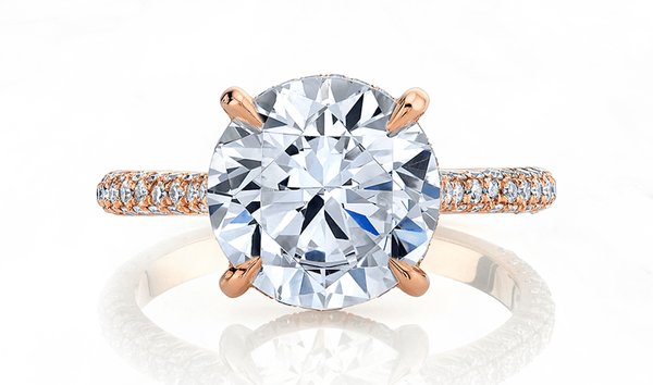 Jewelry: 166 Rings for sale on JamesEdition