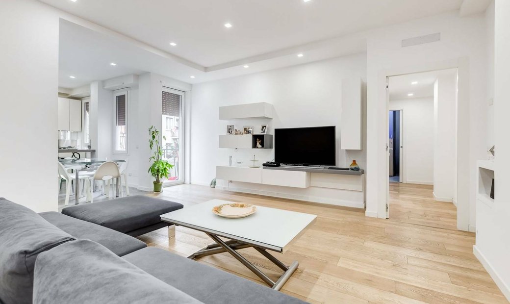 Breathtaking Luxury Apartment In Ordinary Condo But In Rome, Lazio ...