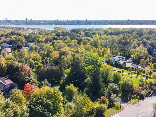 Luxury land for sale in Gatineau, Quebec, Canada | JamesEdition