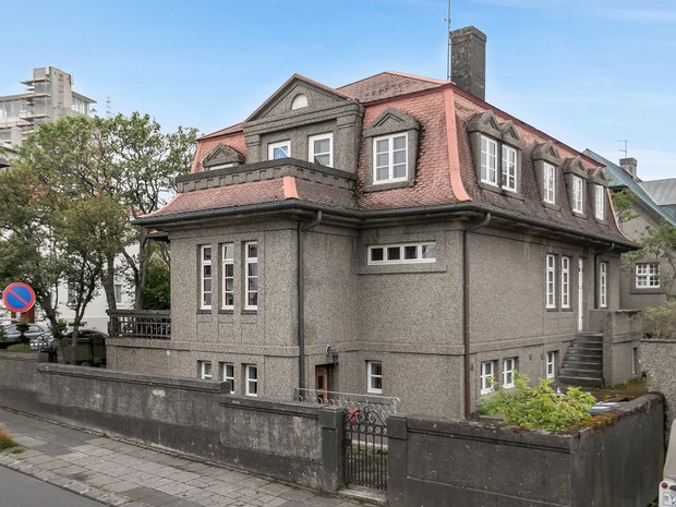 Luxury homes for sale in Iceland | JamesEdition