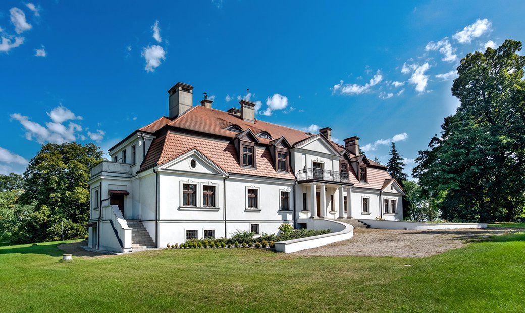 Palace And Dwork Complex In Greater In Srem, Greater Poland Voivodeship ...