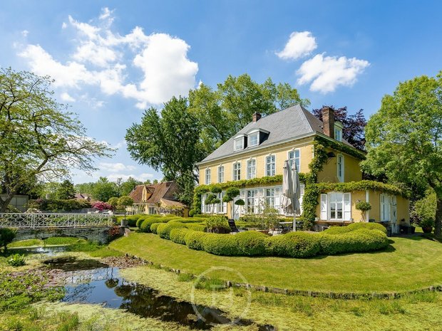 Luxury homes for sale in Belgium | JamesEdition