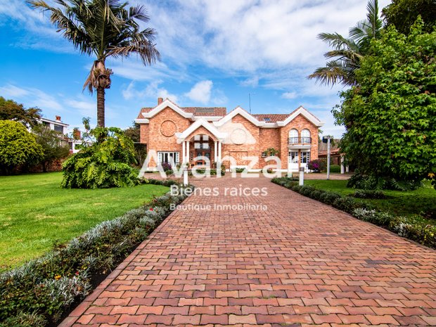 Luxury homes for sale in Colombia | JamesEdition