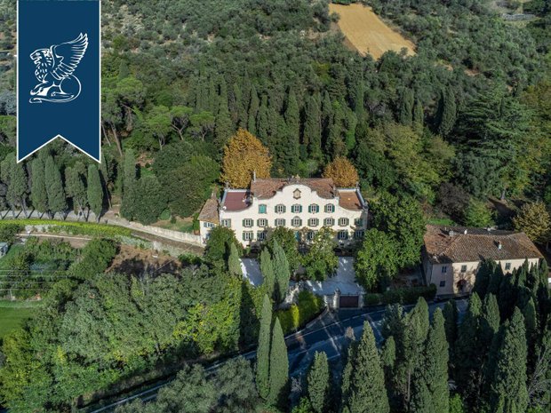 Maisons de luxe à vendre à Marina di Torre del Lago Puccini, Toscane ...