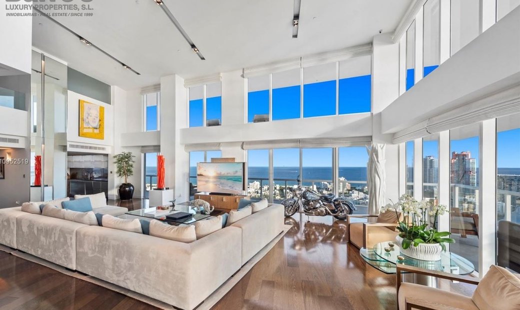 Miami Penthouse In Miami Beach, Florida, United States For Sale (11733386)