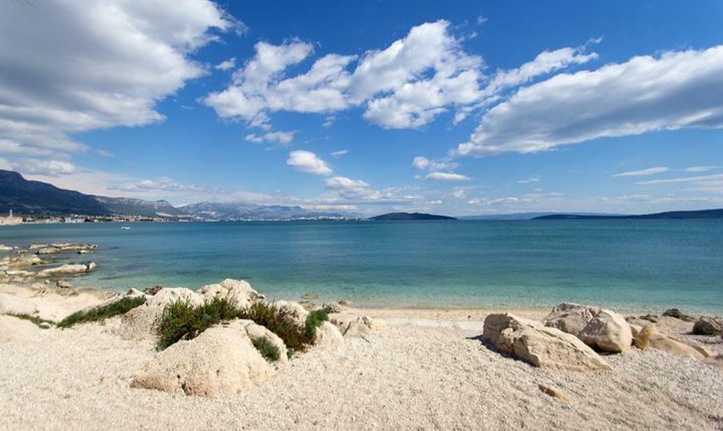 Villa For Sale In Kastel In Kaštel štafilić, Split Dalmatia County ...