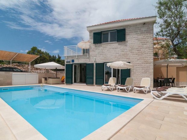 Luxury oceanfront houses for sale in Hvar, Split-Dalmatia County ...