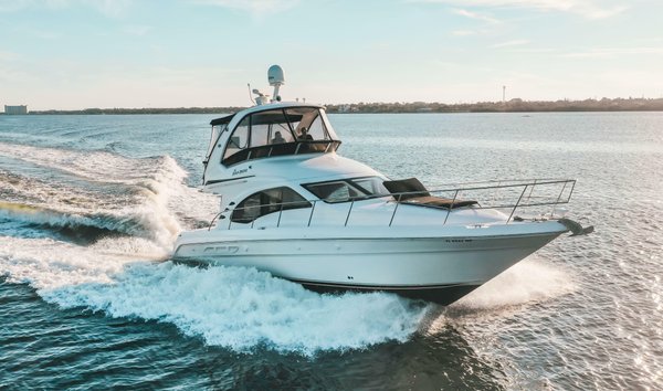 Yachts - 17 Sea Ray for sale on JamesEdition