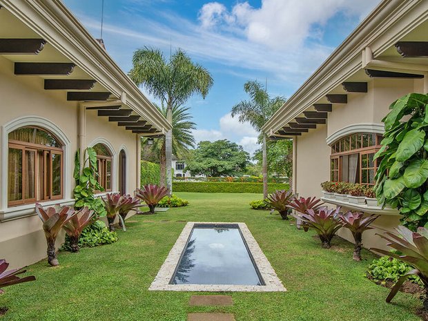 Luxury houses with terrace for sale in Rancho Redondo District, San ...