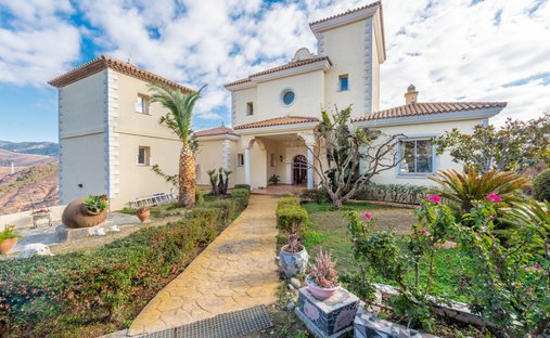 Luxury fincas for rent in Europe | JamesEdition