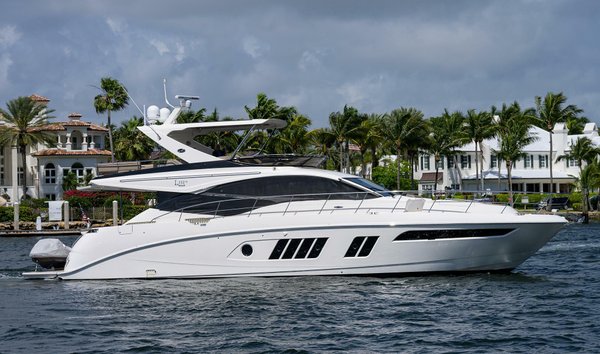 Yachts - 17 Sea Ray for sale on JamesEdition
