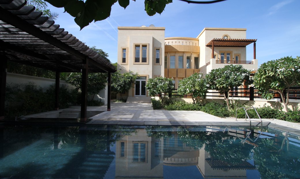 Stunning Villa In Emirates Hills Of Dubai In Dubai, Dubai, United Arab ...