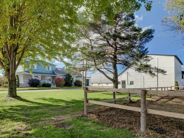Luxury farm ranches for sale in Mascouche, Quebec, Canada | JamesEdition