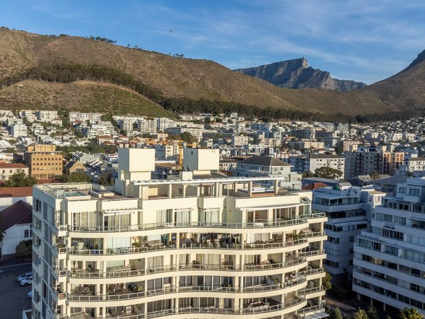 Luxury homes for sale in Three Anchor Bay, Cape Town, Western Cape ...