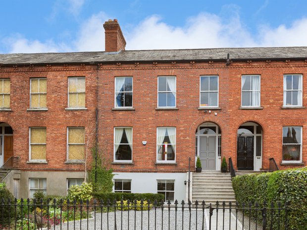 Luxury homes with open kitchen for sale in Dublin 6, County Dublin ...