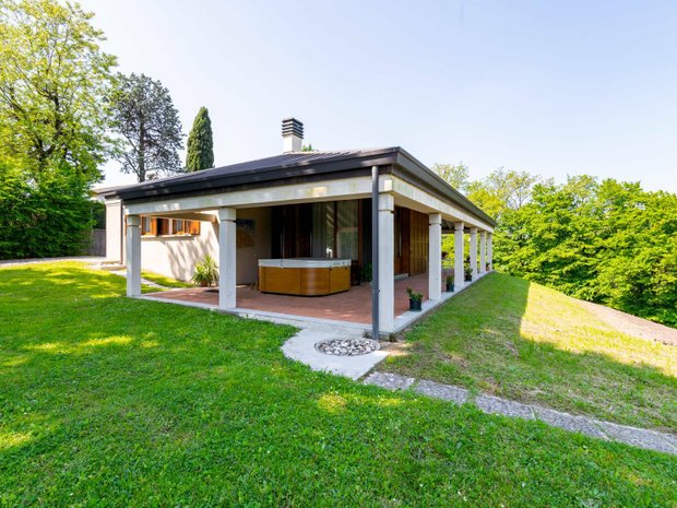 Casas de lujo para comprar en Nervesa della Battaglia, Véneto, Italia ...