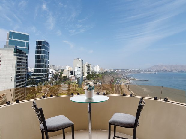 Luxury homes for sale in Peru | JamesEdition