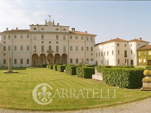 Luxury villas with wine cellar for sale in Lodi, Lombardy, Italy ...