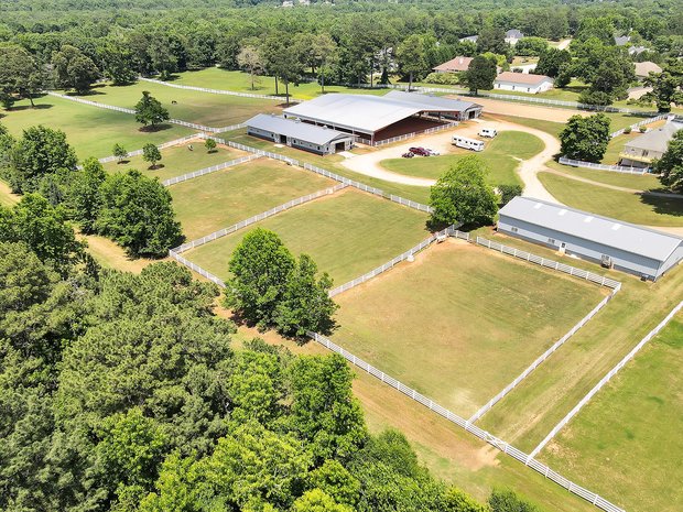 Luxury farm ranches for sale in Georgia, United States | JamesEdition