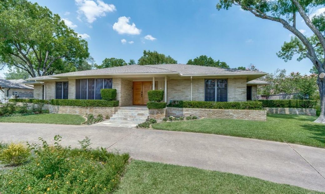 4 Bedrooms Single Family Detached In Dallas Texas United States For 4-bedrooms-single-family-detached-in-dallas-texas-united-states-for