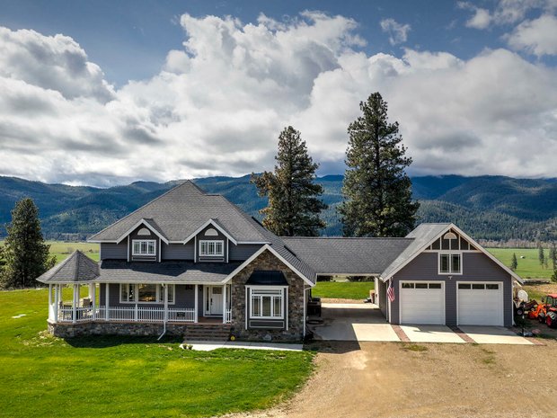Luxury homes with terrace for sale in Huson, Montana | JamesEdition