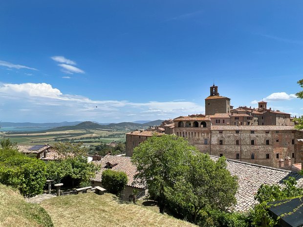 Luxury lake view homes for sale in Panicale, Umbria, Italy | JamesEdition