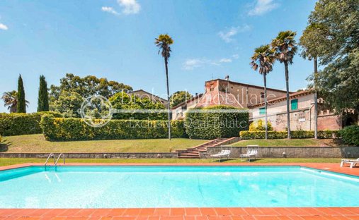Luxury homes for sale in Cenaia, Tuscany, Italy | JamesEdition