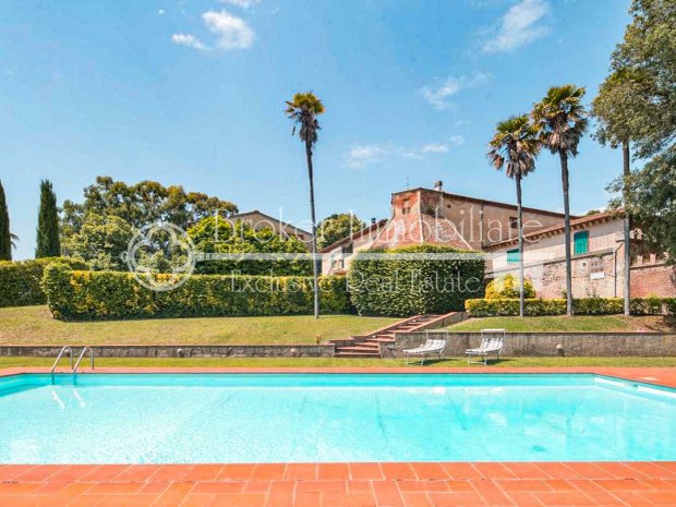 Luxury homes for sale in Cenaia, Tuscany, Italy | JamesEdition