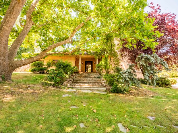 Luxury chalets for sale in Spain | JamesEdition