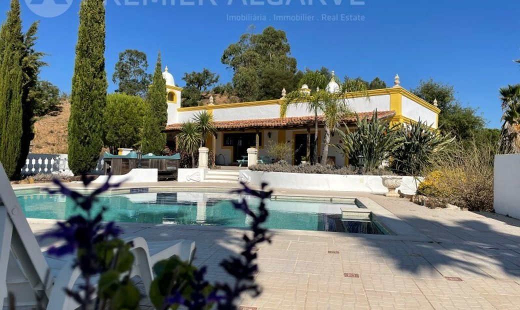 Quinta Alentejana V7 Situé Dans L'alentejo Avec Dans Almodôvar, Beja ...
