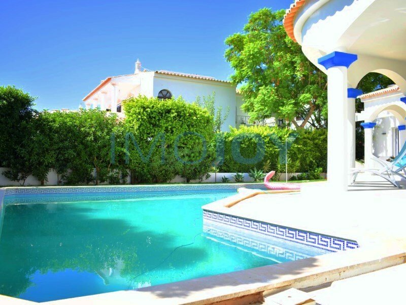 Excellent Villa V6 In Vila Rosa, With Garden And In Portimão, Algarve ...
