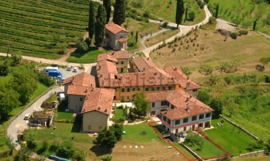 Wonderful Farm In A 1350 Agricultural Village. In Monte, Lombardy ...