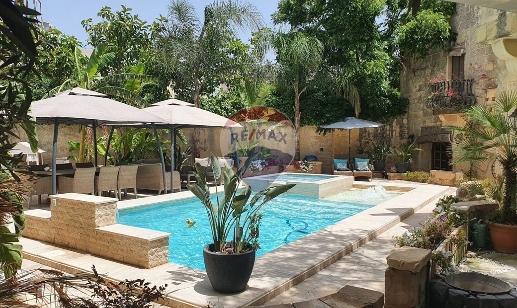 Expertly Converted Farmhouse In Siggiewi, Malta For Sale (12181963)