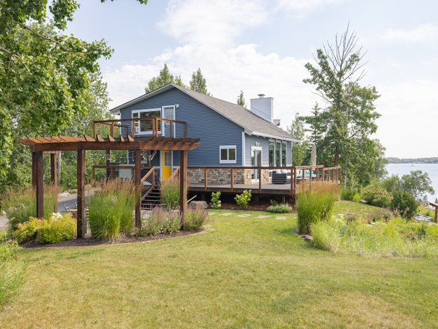 Luxury homes with terrace for sale in Lacombe, Alberta, Canada ...