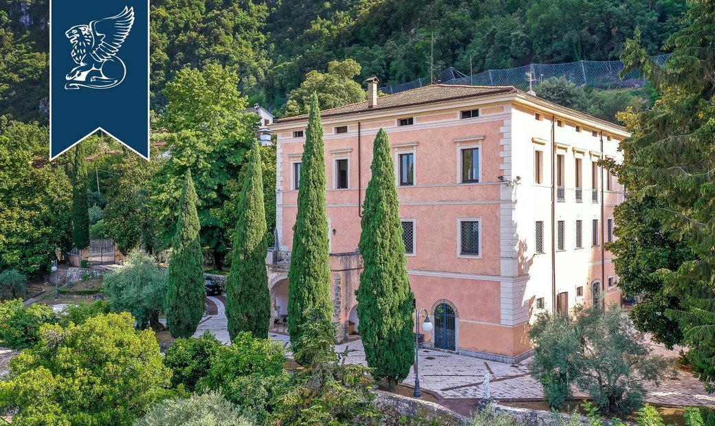 Maravillosa Finca De época En El Sur De Lazio En Esperia, Lacio, Italia ...
