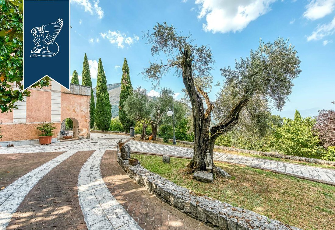 Wonderful Period Estate In Southern Lazio In Esperia, Lazio, Italy For ...