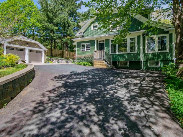 Luxury homes with garage for sale in Clayton Park West, Halifax, Nova ...