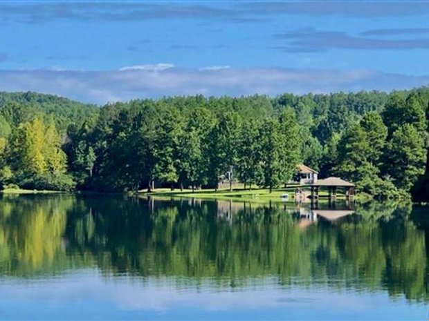 Luxury homes for sale in Wingina, Virginia | JamesEdition