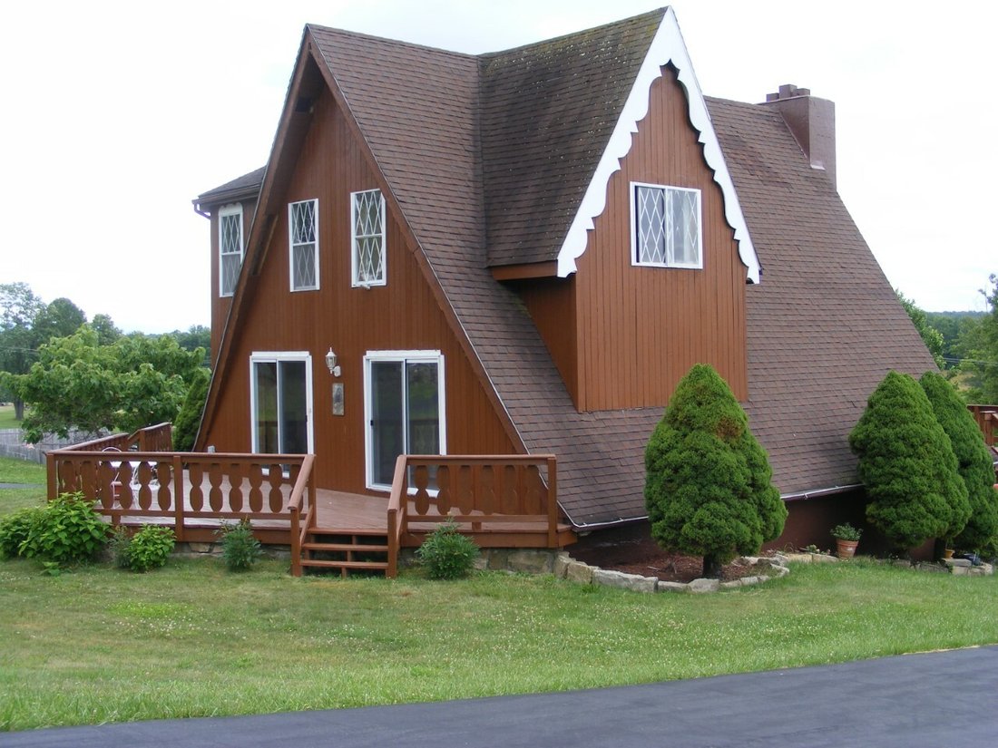 4 Bedrooms Single Family Detached In Hico, West Virginia, United States ...
